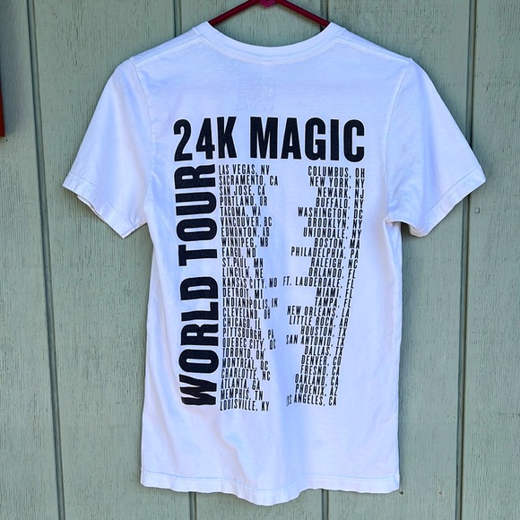 Bruno Mars | Shirts | Vintage Bruno Mars 24k Magic World Tour 272018 ...